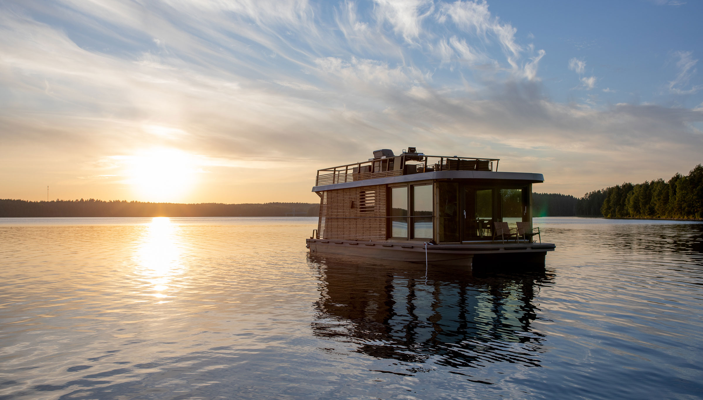 Aava Floating Villa 42 - Aava